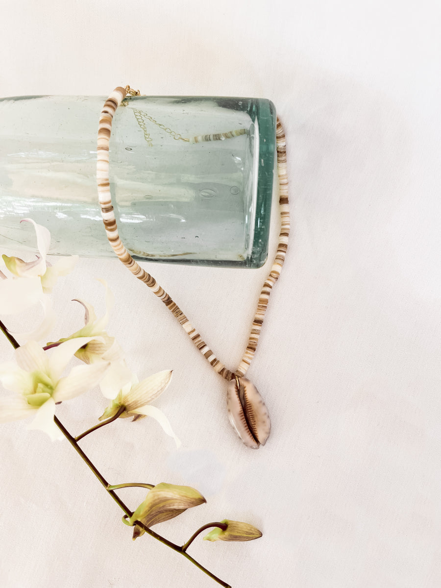 18in Puka Shell with Cowrie Necklace – SoHa Living